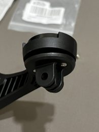 ガーミンの純正マウント下にライト(キャットアイ)やGoProを取り付ける2つの方法 | pplog cycle