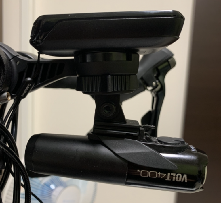 ガーミンの純正マウント下にライト(キャットアイ)やGoProを取り付ける2つの方法 | pplog cycle